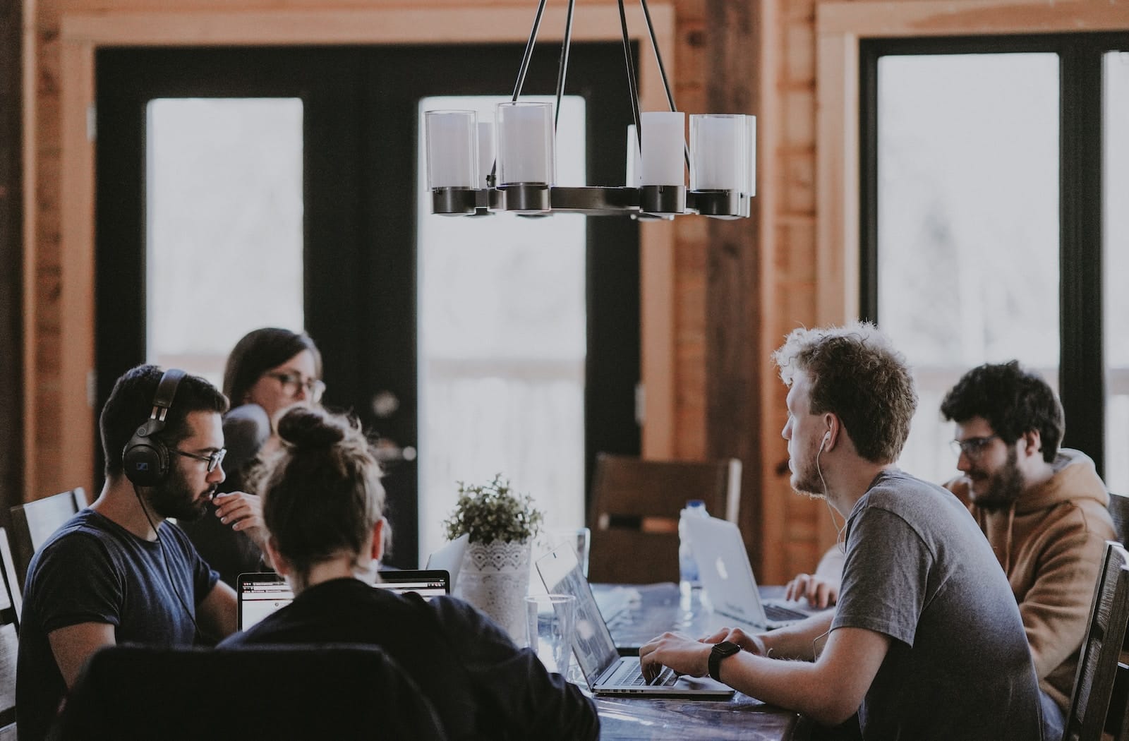 The Foundations of Effective Employee Teamwork | Sovereign Magazine