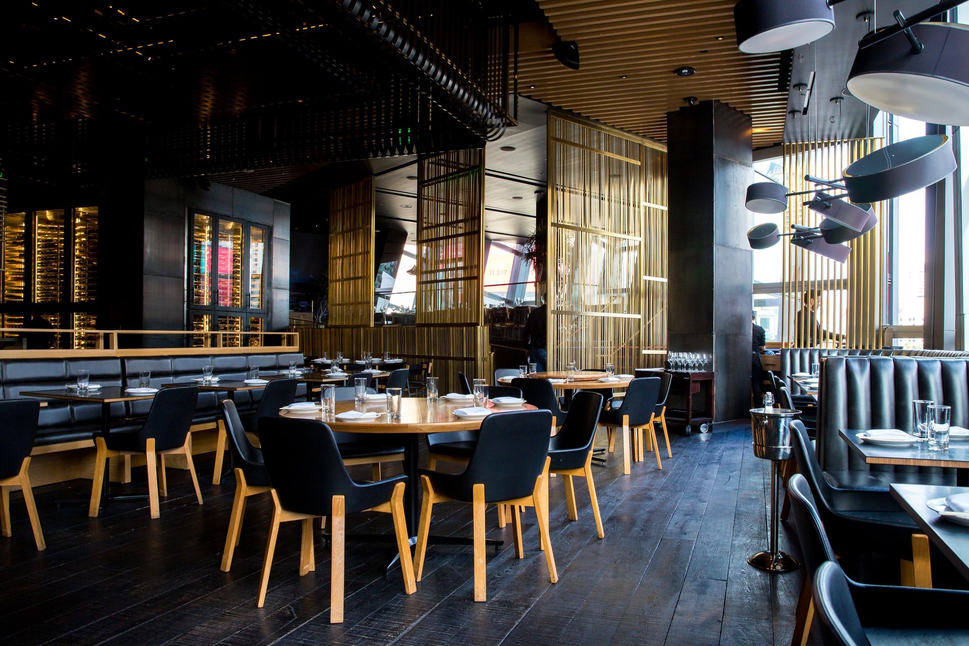 4 Easy Ways to Keep Customers Coming to Your Restaurant | Sovereign ...